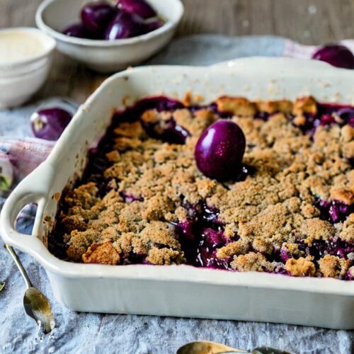 Damson Plum Crumble with Oats Recipe - YouEatPlants.com